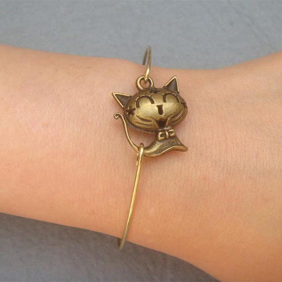 Brass Cat Bangle Bracelet on Luulla